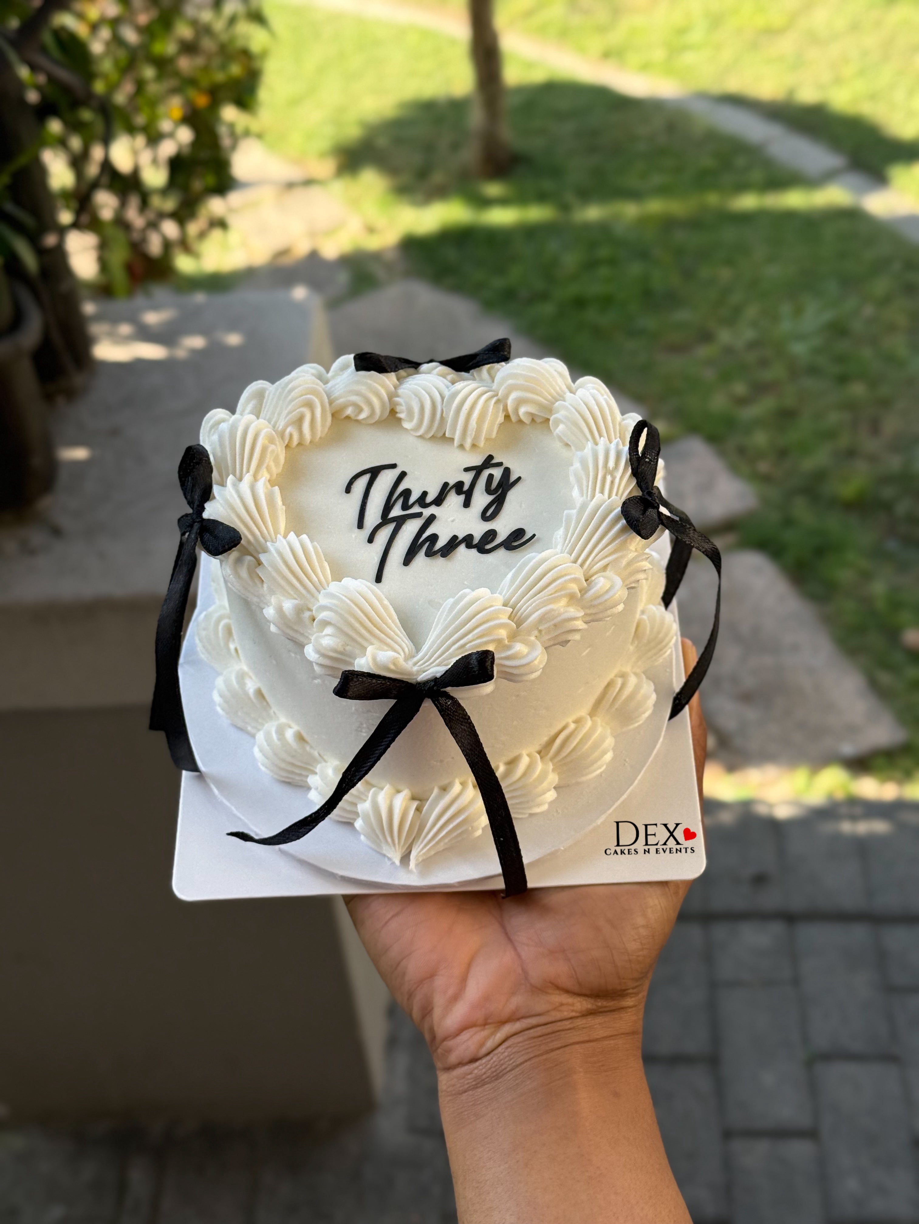 Bento cake_ 12x8cm – Dex cakes and events